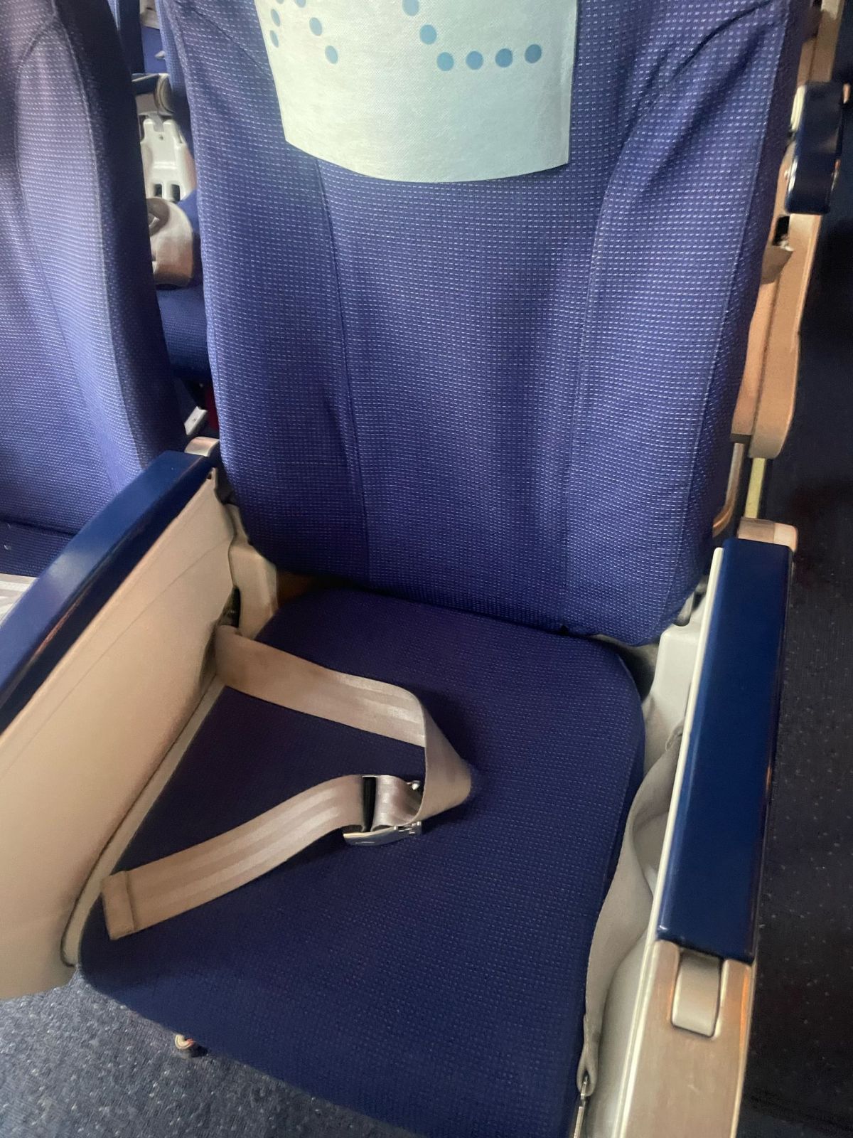 Zodiac Aerospace 3104-Series Economy Class Seats - aviationgate.com