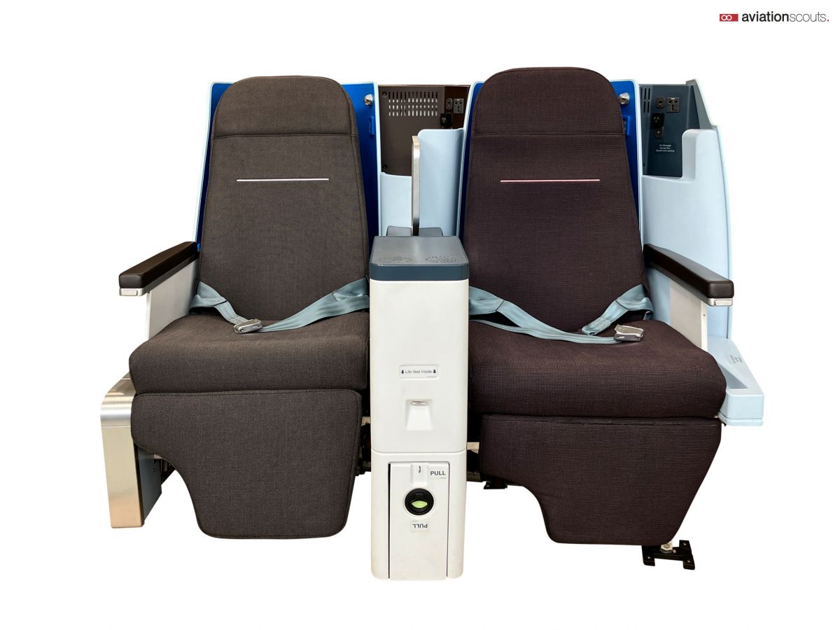 B/E Aerospace DIAMOND 1021821 SERIES Business Class Seats ...