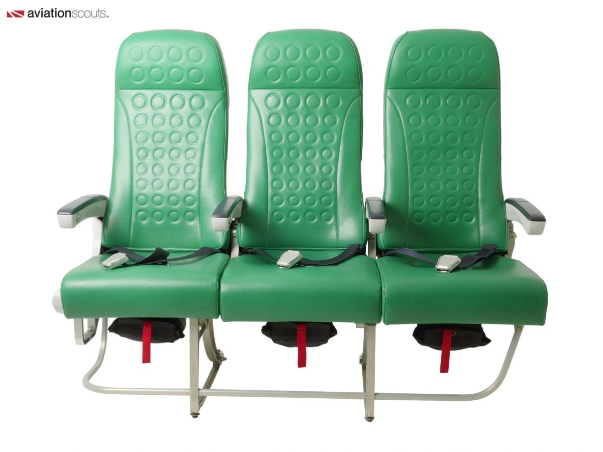 B/E Aerospace PINNACLE | 1052209 SERIES Economy Class Seats ...