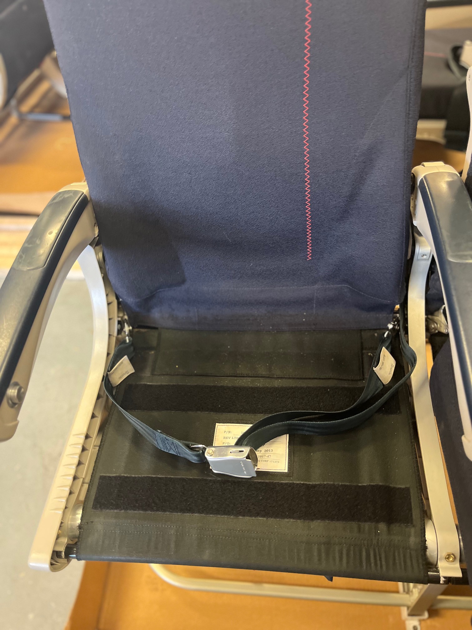 B/E Aerospace PINNACLE | 1014613 SERIES Economy Class Seats ...